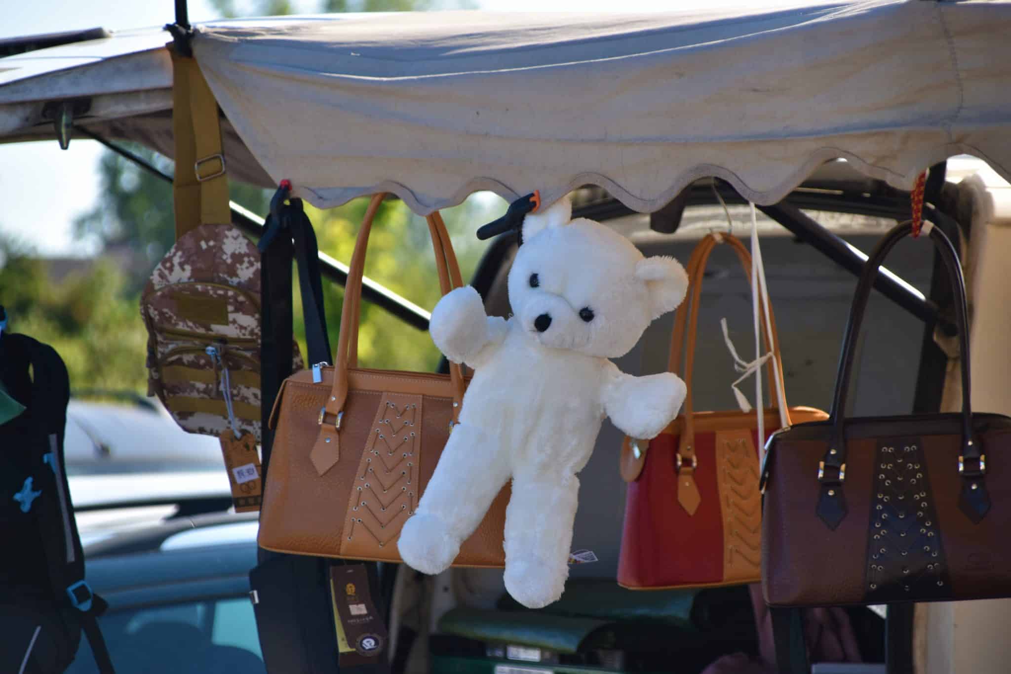 America's Best Flea Markets: Shop 'Til You Drop in These Underrated ...